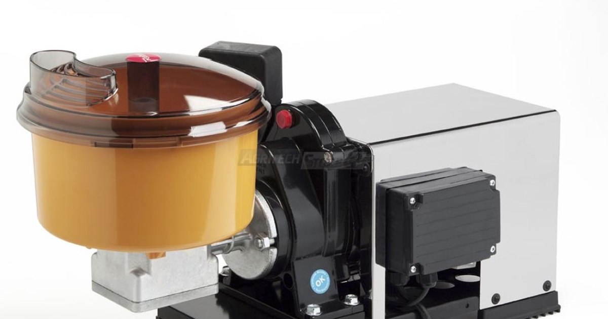 Reber semi-professional mixer Kg. 1,6 600 W 9200 NSP